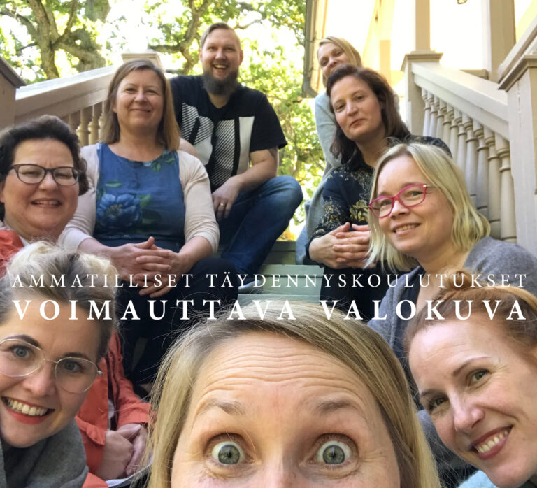 KOULUTUS - VOIMAUTTAVA VALOKUVA